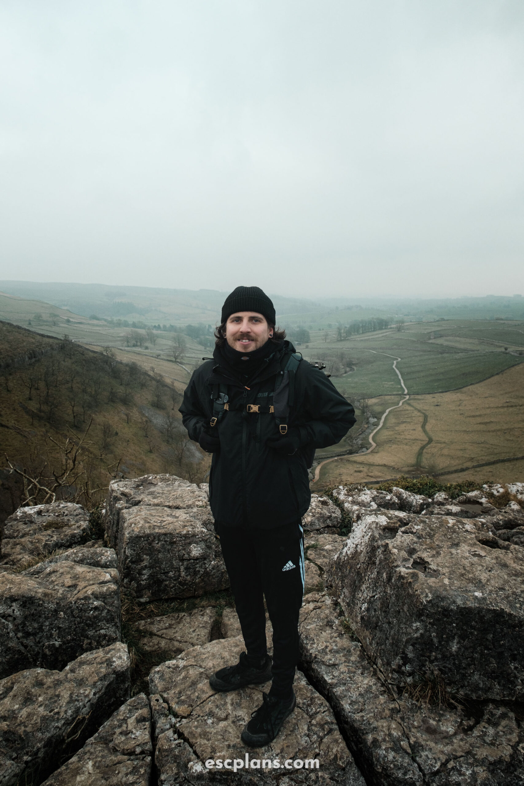 The Best Way To Visit Malham Cove & Tarn: 2 Route Options